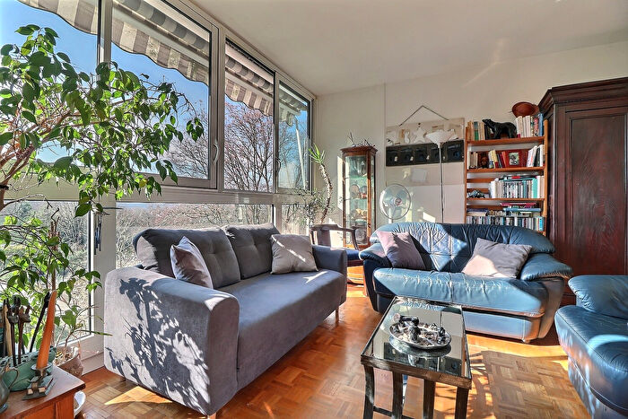 Appartement à vendre - Rueil-Malmaison, Jonchere, Malmaison, Saint-Cucufa - 3 pièces - 2 chambres