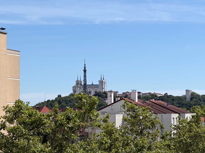 Appartement 5 pièces à Lyon 4ème, Ouest des Pentes, à vendre