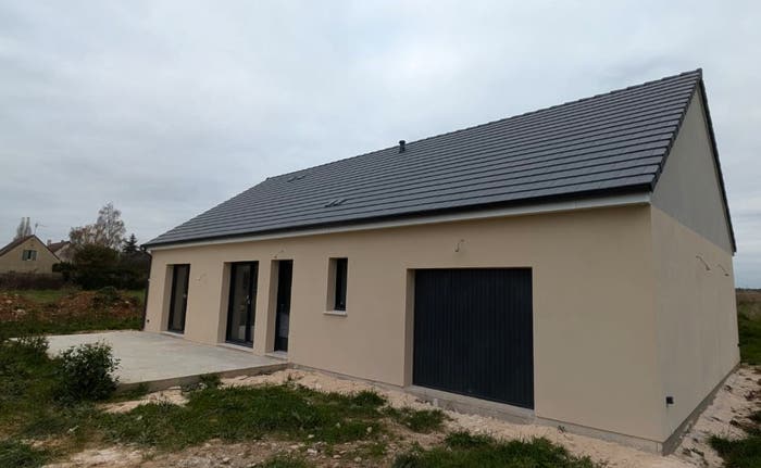Maison 4 pièces à vendre à Aviron