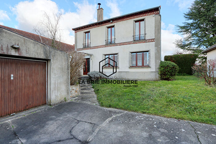 Maison à vendre - Grisy-Suisnes - 5 pièces - 4 chambres