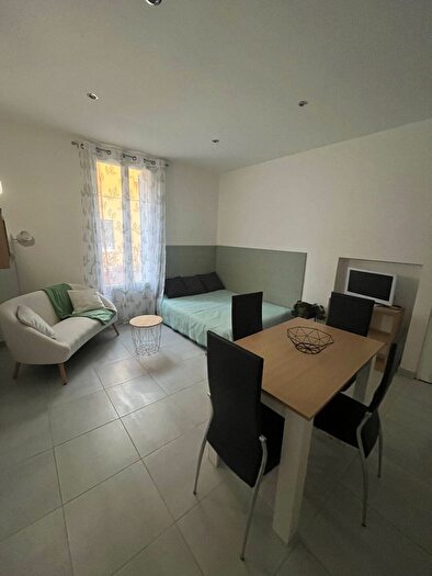 Appartement à louer - Corneilhan - 1 pièce