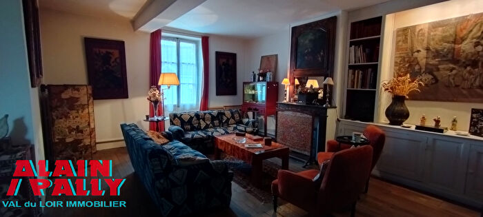 Maison à vendre - Saint-Maur-sur-le-Loir - 7 pièces - 4 chambres