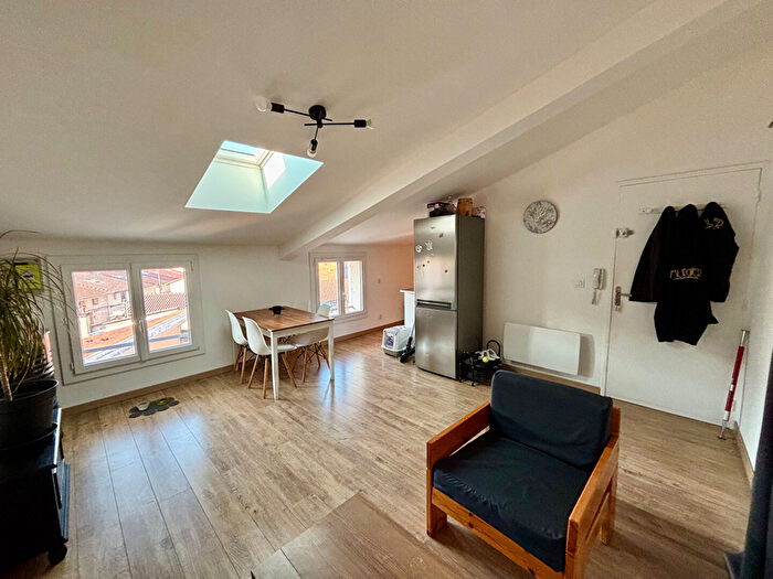 Appartement à vendre - Montluel - 2 pièces - 1 chambre