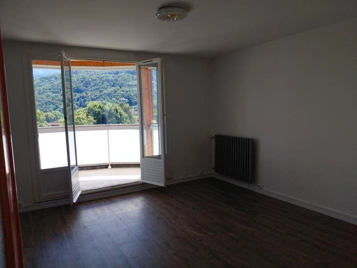 Renaudie-La Plaine, Saint-Martin-d'Hères : Appartement 3 pièces à louer