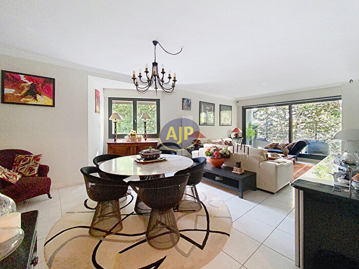 Appartement 5 pièces à vendre - Biarritz, Saint-Charles, Phare, Larochefoucauld