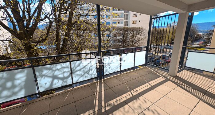 Appartement à vendre - Chambéry, Centre-ville - 3 pièces - 2 chambres