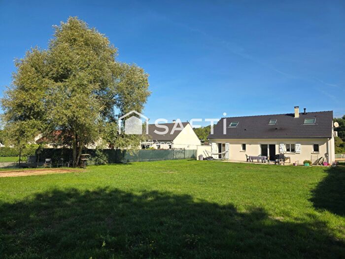 Maison à vendre - Vierzon, Bourgneuf - 6 pièces - 5 chambres