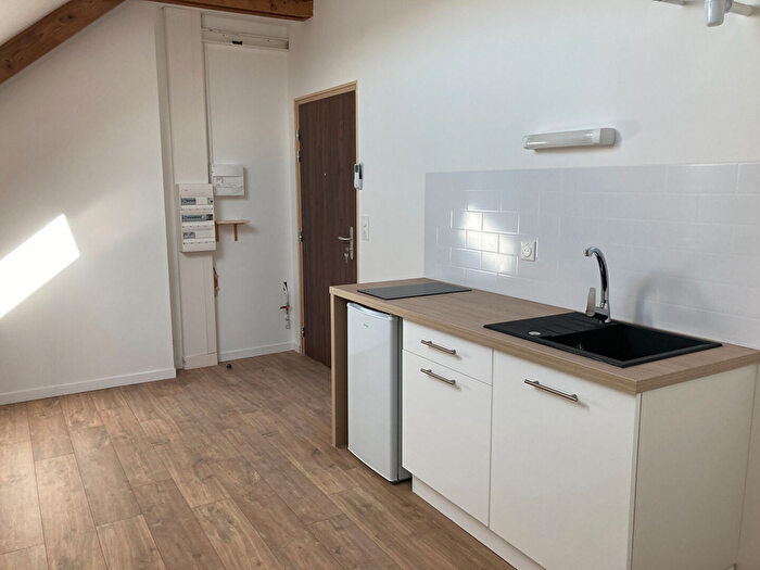 Appartement à louer - Le Creusot, Sud Ouest - 2 pièces - 1 chambre