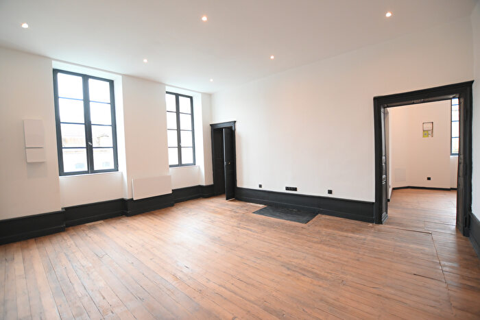 Appartement à vendre - Autun, Centre-ville - 5 pièces - 3 chambres