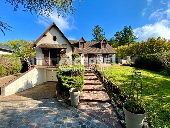 Maison 7 pièces à Sandillon, à vendre