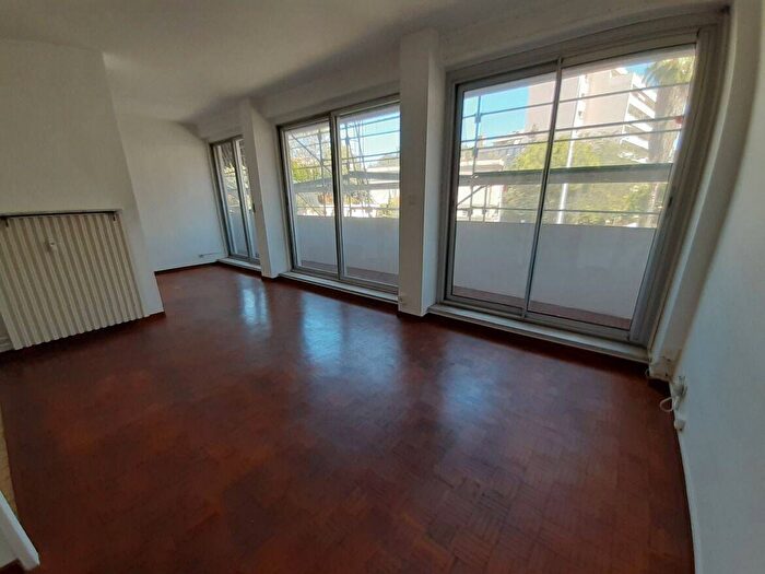 Appartement 1 pièce à louer à Vauban, Marseille 6ème arrondissement