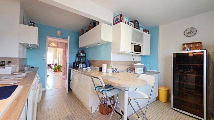 Appartement à vendre - Bourges, Chancellerie, Gibjoncs, Moulon - 4 pièces - 2 chambres