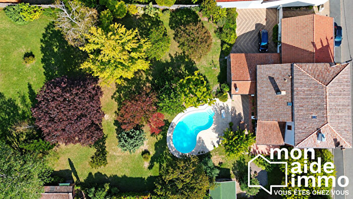 Grignols - Maison 8 pièces à vendre