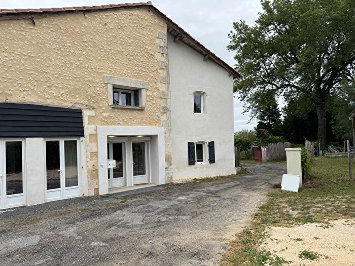 Maison 10 pièces à Ribérac, à vendre