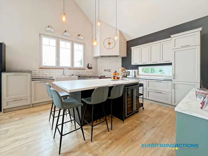 Maison à vendre - Leutenheim - 5 pièces - 3 chambres