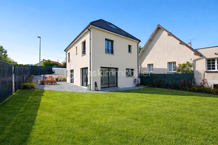 Conflans-Sainte-Honorine, Plateau-du-Moulin, Quai de Gaillon : Maison 7 pièces à vendre