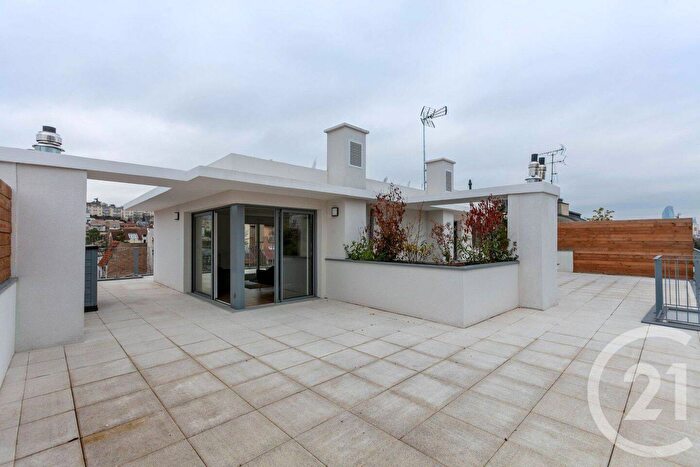 Appartement 6 pièces à louer - Suresnes