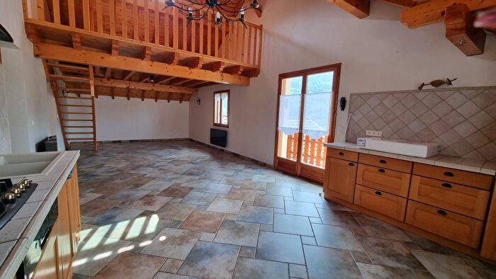 Maison 4 pièces à Laval, à louer