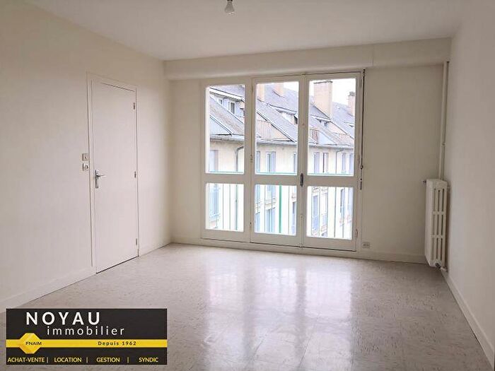 Appartement à louer - Centre Ville-Saint Léonard-Notre-Dame, Alençon - 2 pièces - 1 chambre