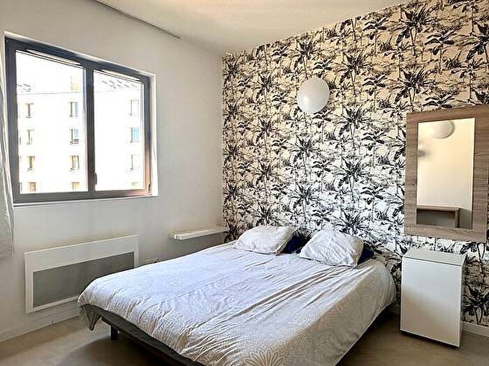 Appartement à louer - Saint Clair- Quais du Rhône, Caluire-et-Cuire - 1 pièce