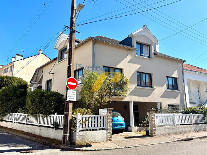 Nantes, Canclaux, Mellinet : Maison 9 pièces à vendre