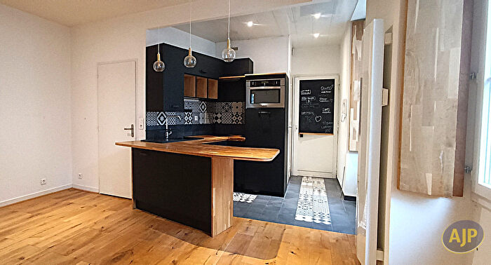 Appartement à vendre - Nantes, Centre-ville - 2 pièces - 1 chambre