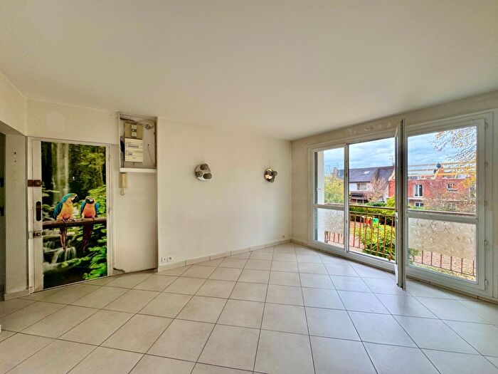 Appartement à vendre - Drancy, Le Petit Drancy - 3 pièces - 2 chambres