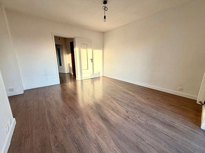 Appartement à vendre - Eaubonne, Mont dEaubonne - 3 pièces - 2 chambres