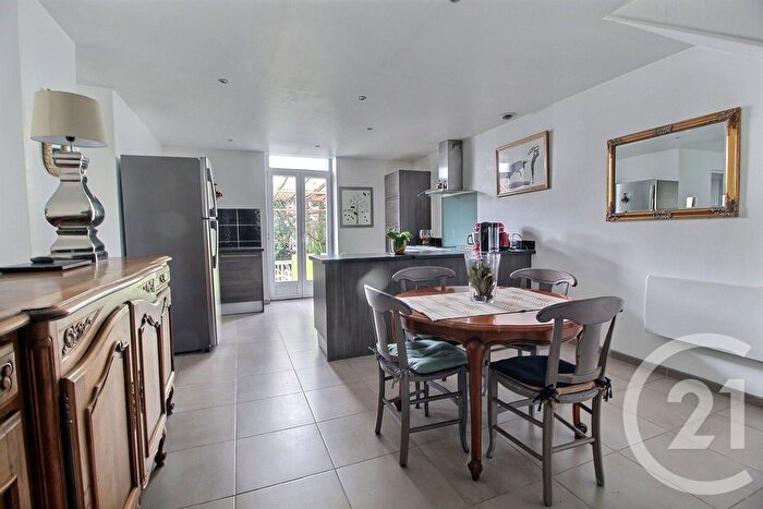 Maison à vendre - Saint-Maurice-de-Beynost - 4 pièces - 2 chambres