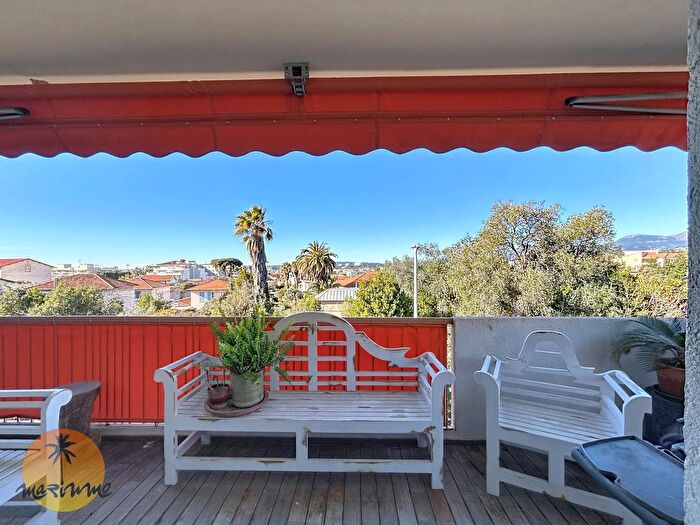 Appartement à vendre - Saint-Laurent-du-Var, Galinières, Pomarels - 4 pièces - 3 chambres