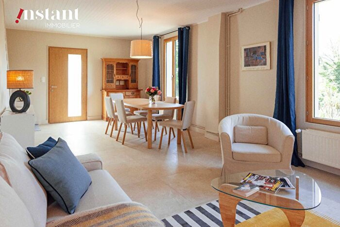 Saint-Cyr-au-Mont-dOr : Maison 4 pièces à louer