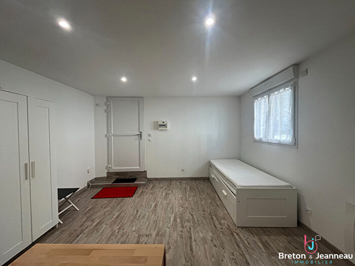 Laval, Hilard - Appartement 1 pièce à louer