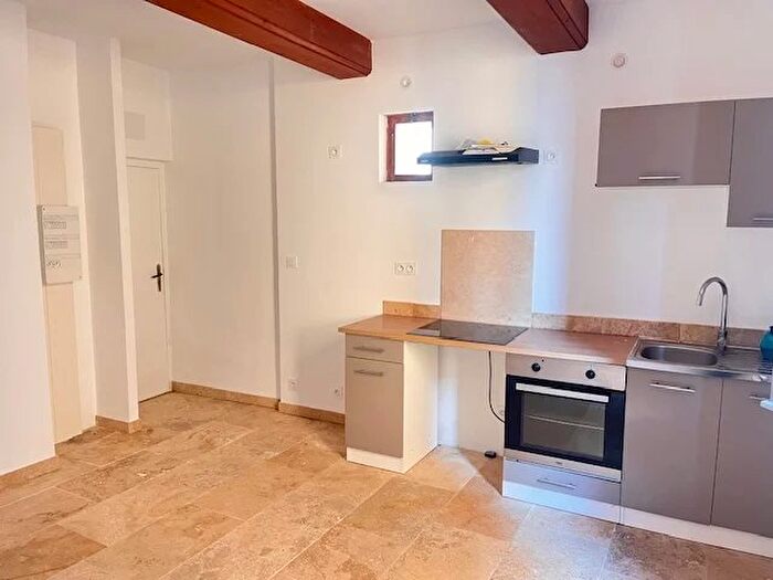 Saint-Quentin-la-Poterie : Appartement 1 pièce à louer