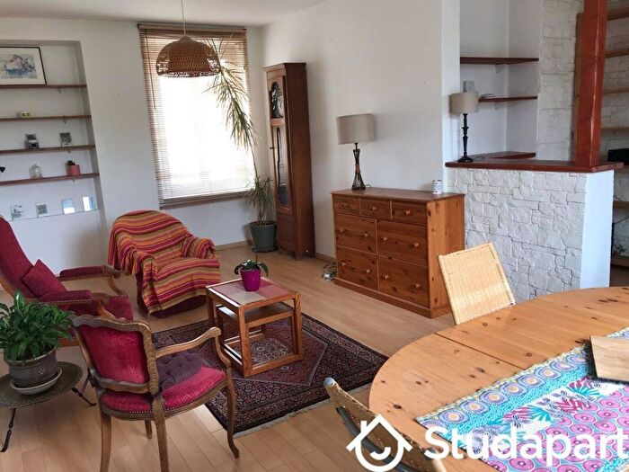 Appartement à louer - Centre Sud, Palaiseau - 1 pièce - 3 chambres