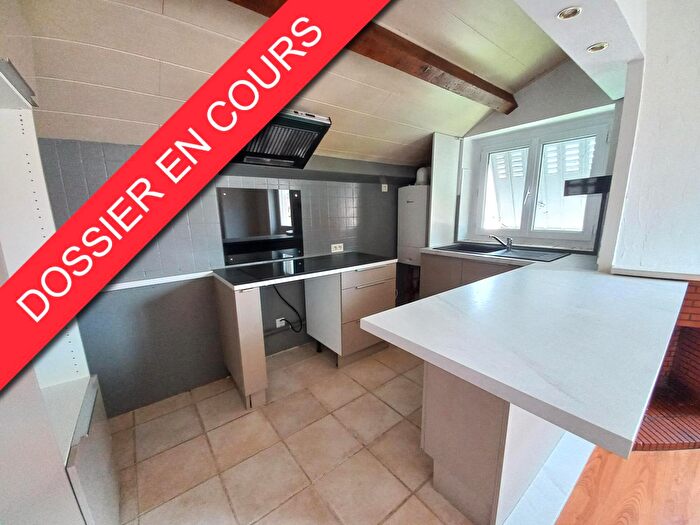 Appartement 4 pièces à louer - Millau, République, Beauregard, Cales