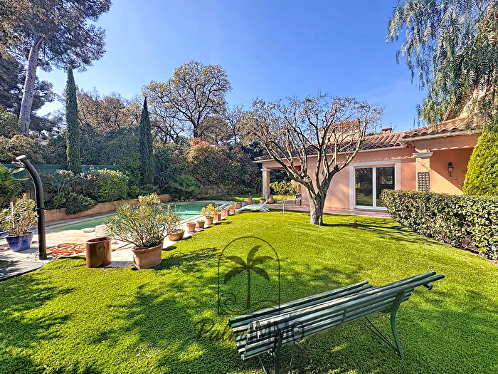 Maison à vendre - Six-Fours-les-Plages, Les Lones, Bucarin, Fort, Les Playes - 7 pièces - 5 chambres