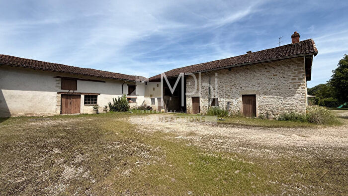 Bourg-en-Bresse : Maison 16 pièces à vendre