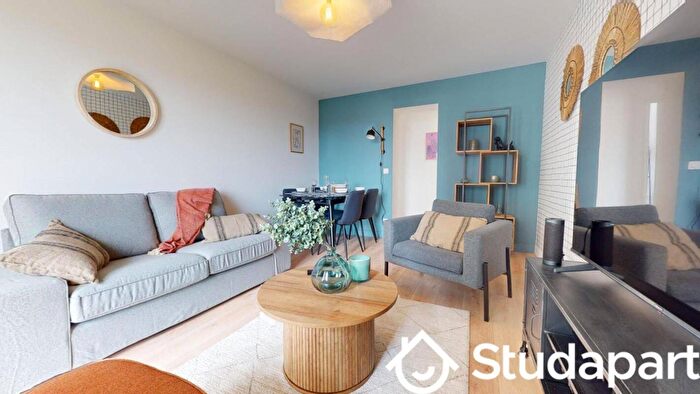 Grand Parc, Bordeaux : Appartement 1 pièce à louer