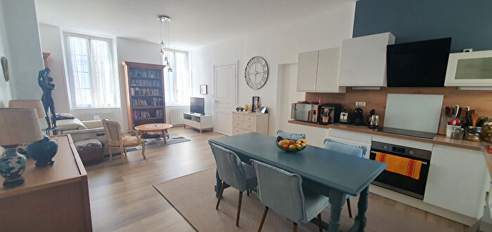 Appartement à vendre - Rochefort, Centre-ville - 3 pièces - 2 chambres