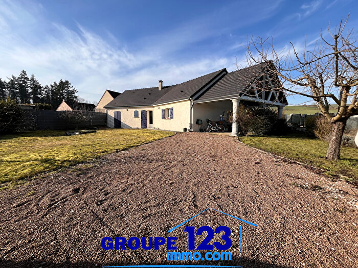 Maison à vendre - Guerchy - 5 pièces - 3 chambres