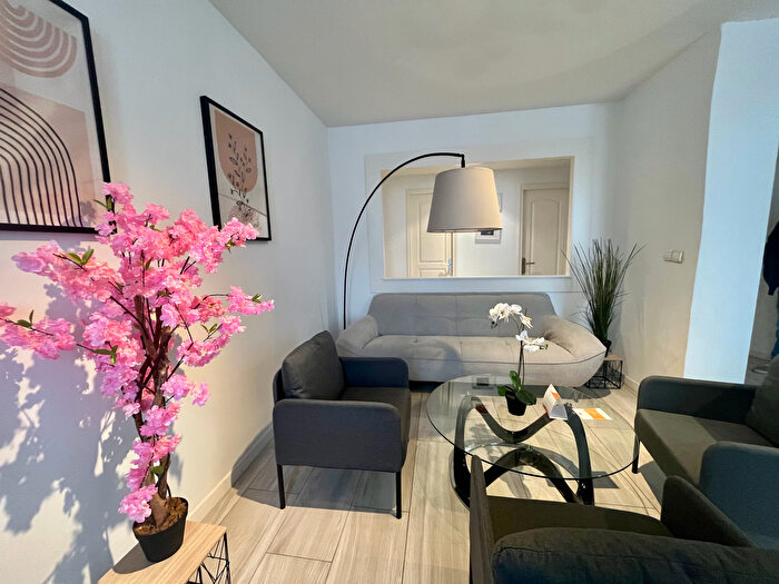 Appartement 4 pièces à Toulon, Place dArmes, à vendre