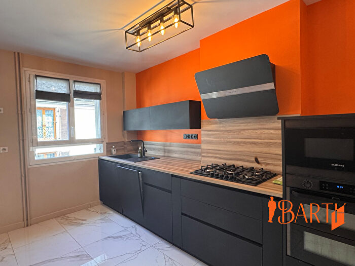 Bourges, Centre-ville, Charlet, Lahitolle, Pignoux, Sembat : Maison 6 pièces à vendre