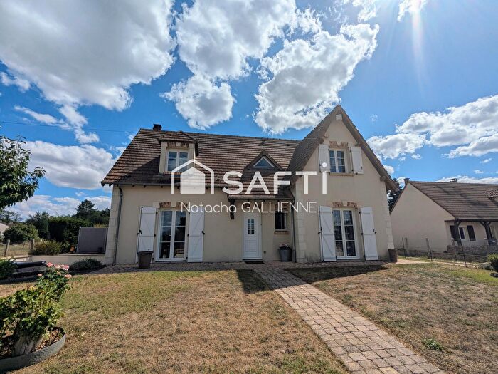 Cosne-Cours-sur-Loire : Maison 5 pièces à vendre