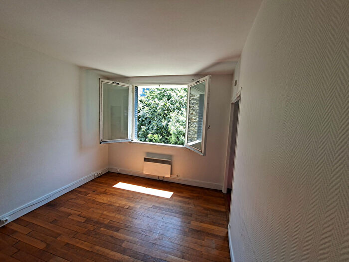 Issy-les-Moulineaux, Centre-ville, Corentin Celton, Les Varennes : Appartement 2 pièces à vendre