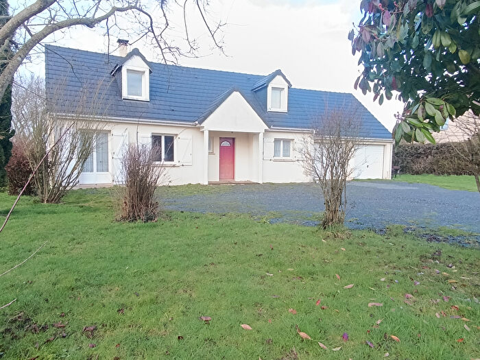 Maison à vendre - Loué - 7 pièces - 5 chambres