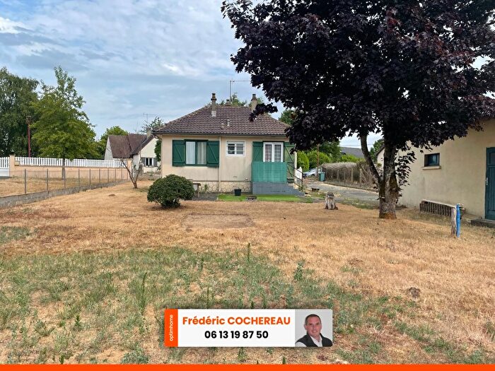 Maison à vendre - Lavaré - 2 pièces - 1 chambre