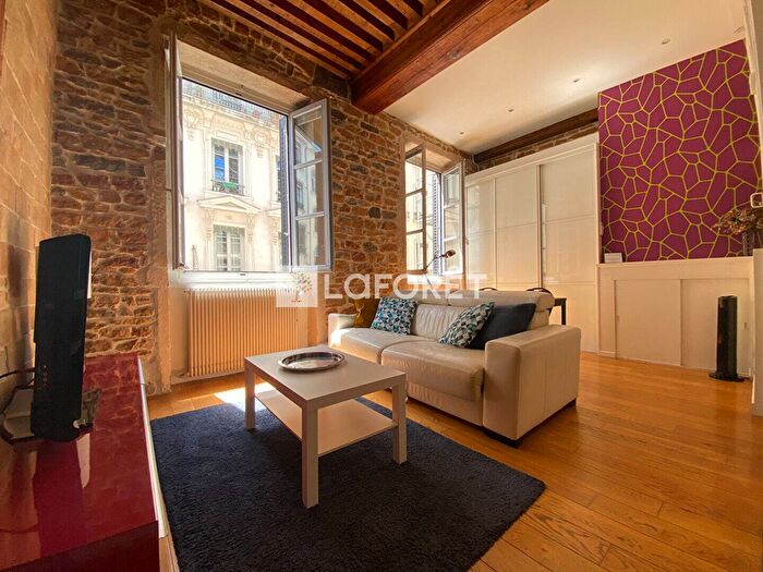 Appartement à louer - Ainay, Lyon ème arrondissement - 2 pièces - 1 chambre
