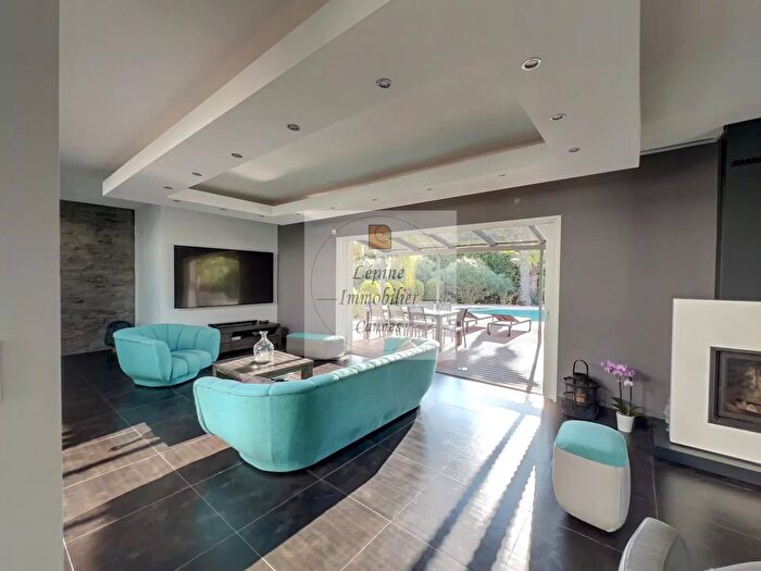 Maison à vendre - Mougins, Font Neuve, Saint-Basile, Fontmerle, Nartassière - 5 pièces - 3 chambres