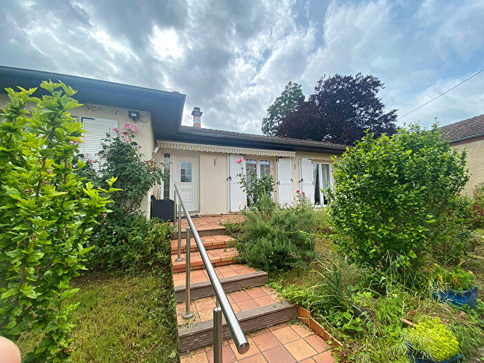 Maison 4 pièces à louer à Dole, Centre-ville