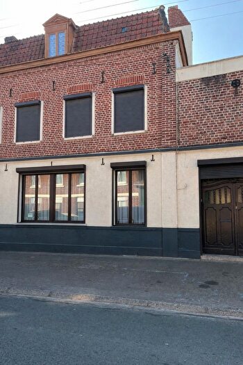 Maison à vendre - Gondecourt - 6 pièces - 5 chambres